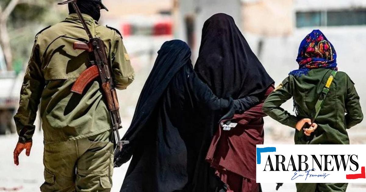 Les femmes de Daesh financent les frais de passeurs pour échapper à la ...