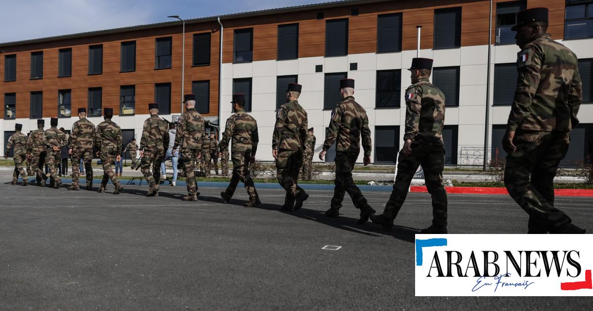 Bizutage dans l'armée française: Prison avec sursis pour huit ...