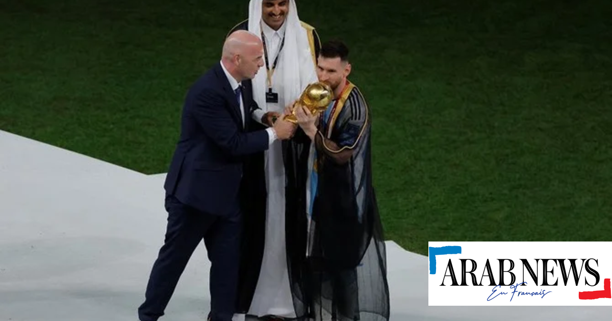 Qu’est-ce que le bisht? La cape portée par Messi lors du Mondial suscite des questions en ligne ...