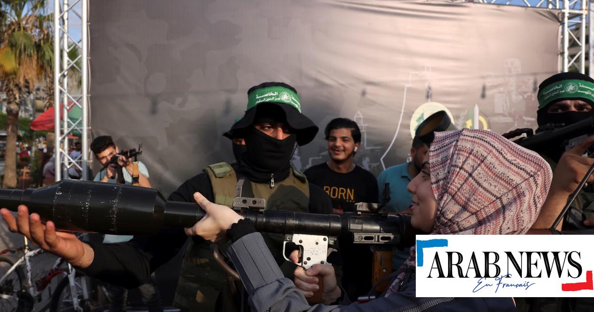 A Gaza, le Hamas expose missiles et armes pour la première fois | Arab ...