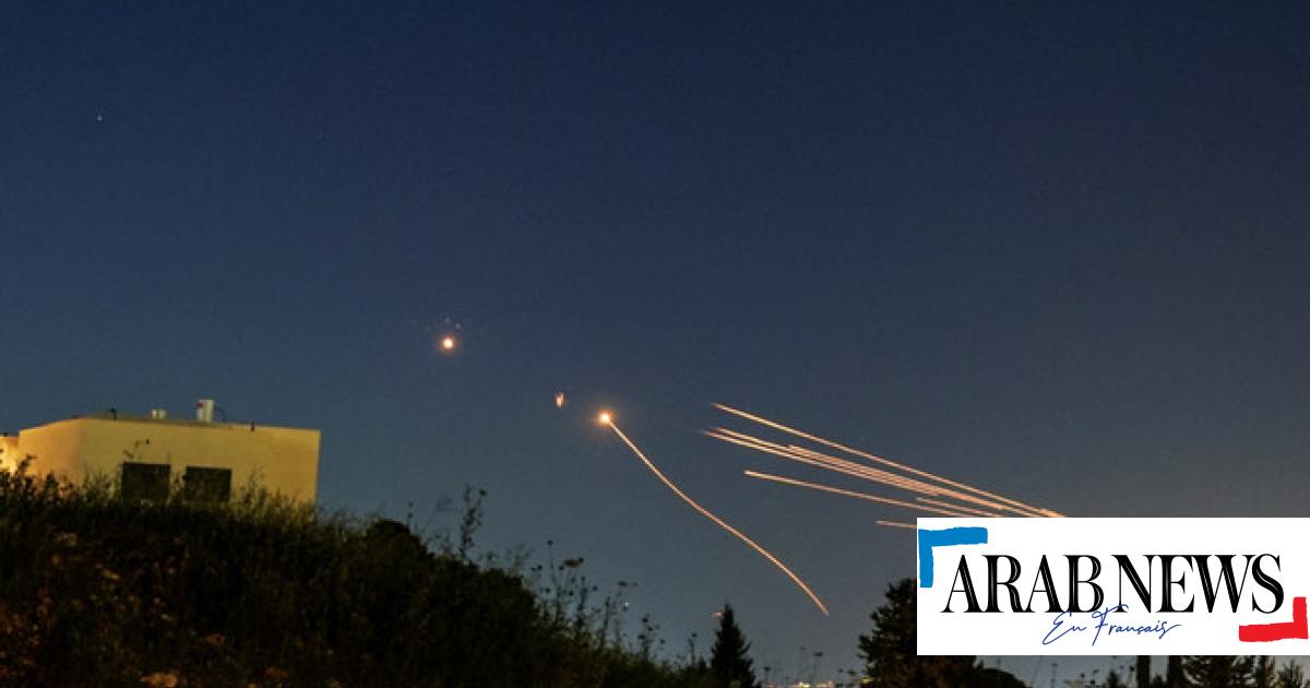 Le Hezbollah annonce avoir lancé des «dizaines» de roquettes sur des ...