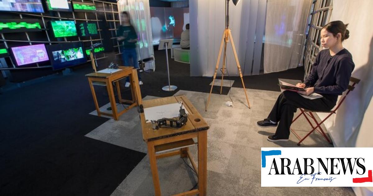 L'artiste français Patrick Tresset expose son art robotique au Qatar ...