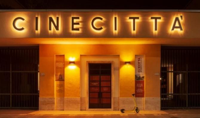 A Rome, les studios de Cinecittà rêvent d'un nouvel âge d'or | Arab News FR