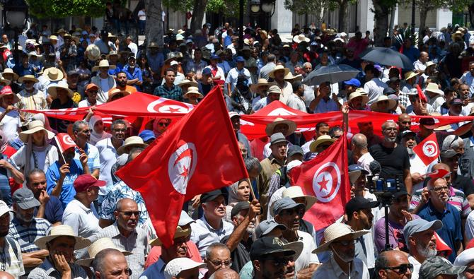 Manifestation à Tunis contre les politiques du président Saied et le projet de Constitution ...