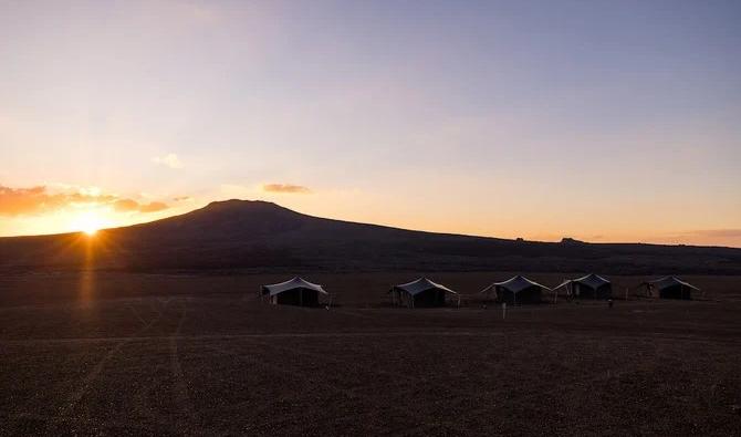 Khaybar Volcano Camp ouvre ses portes grâce à la Commission royale pour ...